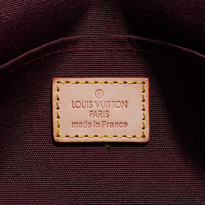 Real vs. Fake: Louis Vuitton Trademark Stamps - Fashionphile